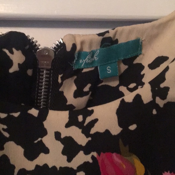 vfish | Dresses | Vfish Cream And Black Floral Shift Dress Sz Small ...